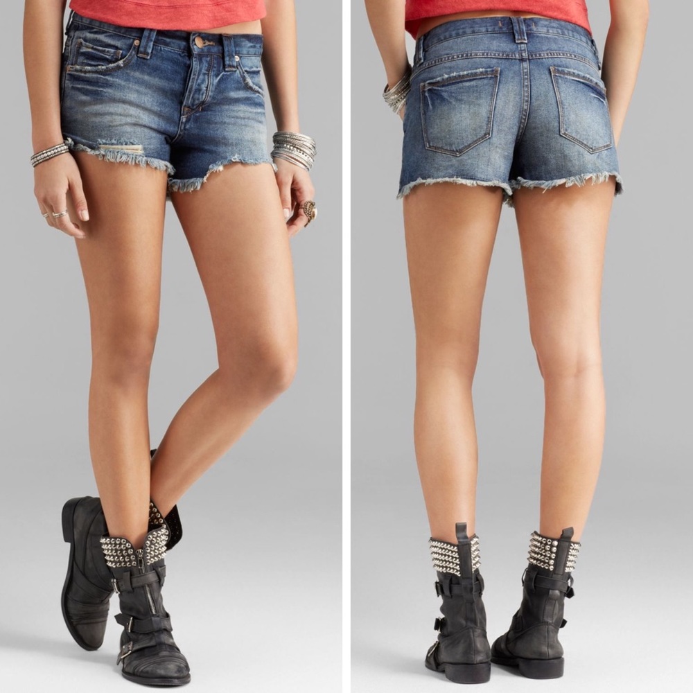 Free People Blue Rugged Shark Bite Jean Shorts - Gem